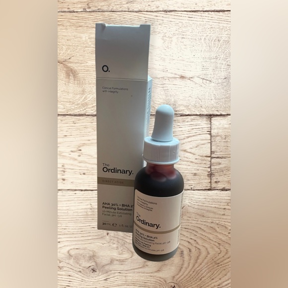The Ordinary | Skincare | The Ordinary Facial Peeling Solution | Poshmark